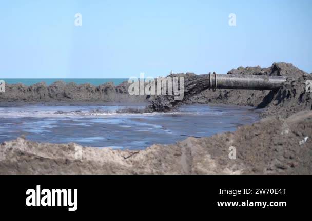 Mud tube Stock Videos & Footage - HD and 4K Video Clips - Alamy