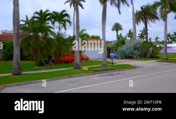 Middle class 1950s Stock Videos & Footage - HD and 4K Video Clips - Alamy