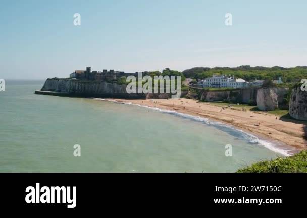 Kingsgate beach Stock Videos & Footage - HD and 4K Video Clips - Alamy