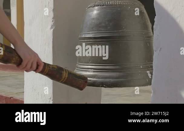 Strike the bell Stock Videos & Footage - HD and 4K Video Clips - Alamy
