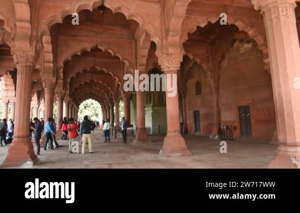 DELHI, INDIA 11 JANUARY 2018 : Tourist and local people visiting to ...