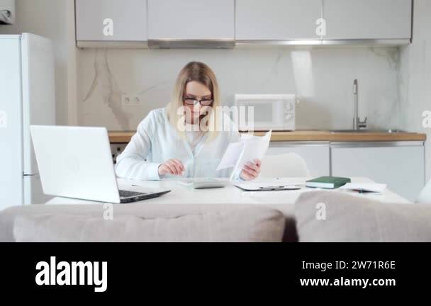 Paperwork bills Stock Videos & Footage - HD and 4K Video Clips - Alamy