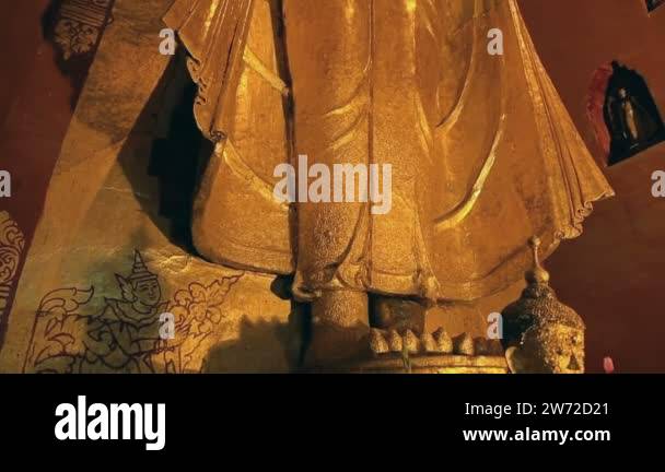 Gotama buddha Stock Videos & Footage - HD and 4K Video Clips - Alamy