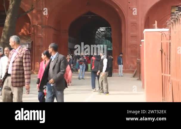 DELHI, INDIA 11 JANUARY 2018 : Tourist and local people visiting to ...