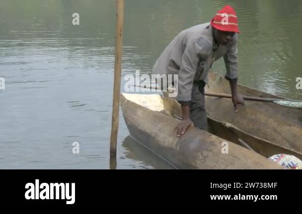 Mooring man Stock Videos & Footage - HD and 4K Video Clips - Alamy