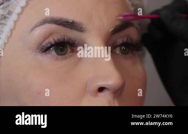 Shampoo models Stock Videos & Footage - HD and 4K Video Clips - Alamy