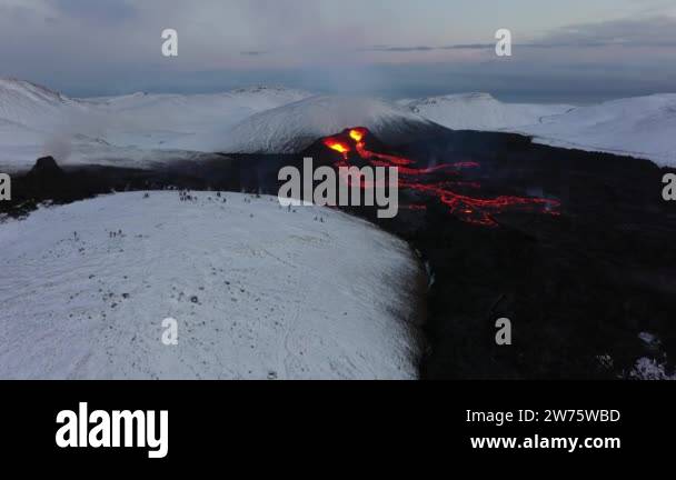 Grindavik 2021 eruption Stock Videos & Footage - HD and 4K Video Clips ...
