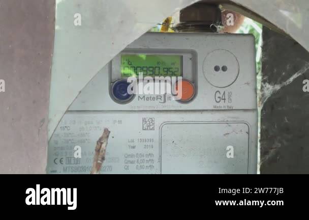 Domestic metering Stock Videos & Footage - HD and 4K Video Clips - Alamy