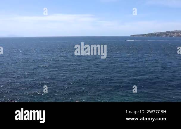 Golfo di capri Stock Videos & Footage - HD and 4K Video Clips - Alamy