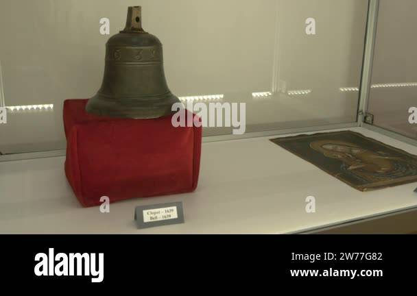 Medieval bell Stock Videos & Footage - HD and 4K Video Clips - Alamy