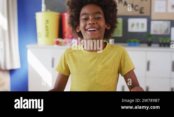 Primary school classroom with smiling children Stock Videos & Footage ...