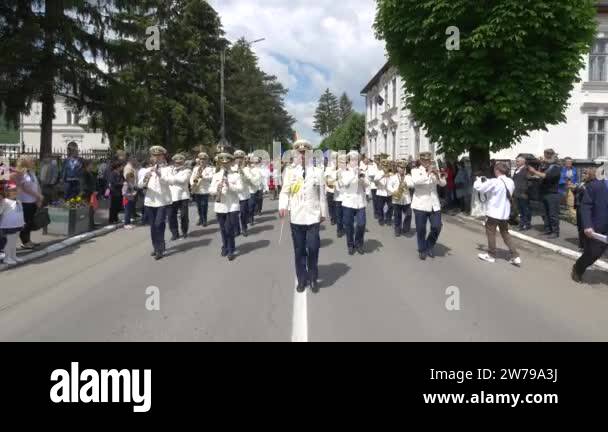 Marching fanfare Stock Videos & Footage - HD and 4K Video Clips - Alamy