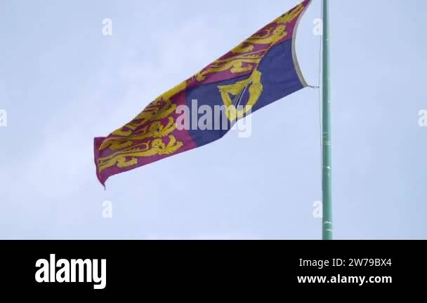 Royal standard flag Stock Videos & Footage - HD and 4K Video Clips - Alamy