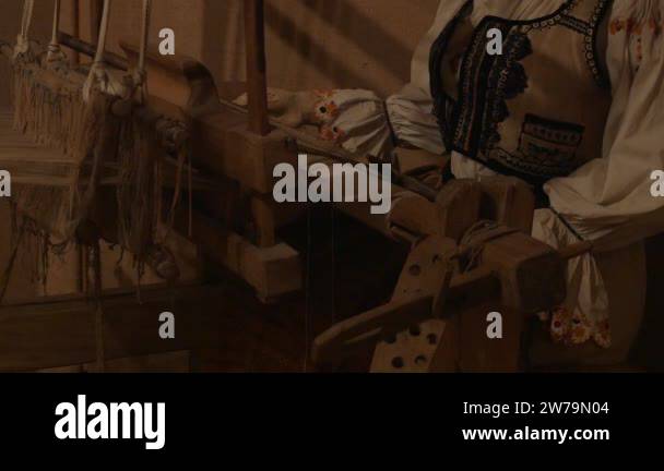 Medieval mannequin Stock Videos & Footage - HD and 4K Video Clips - Alamy