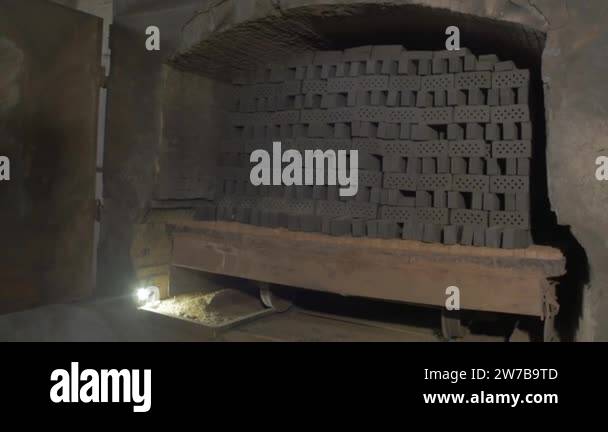 Refractory Stock Videos & Footage - HD and 4K Video Clips - Alamy