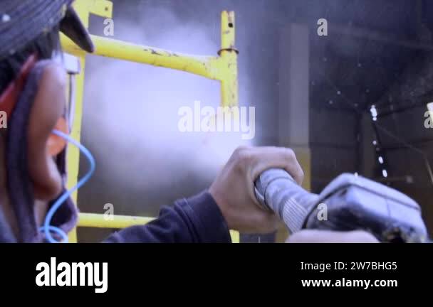 Hydraulic washing Stock Videos & Footage - HD and 4K Video Clips - Alamy