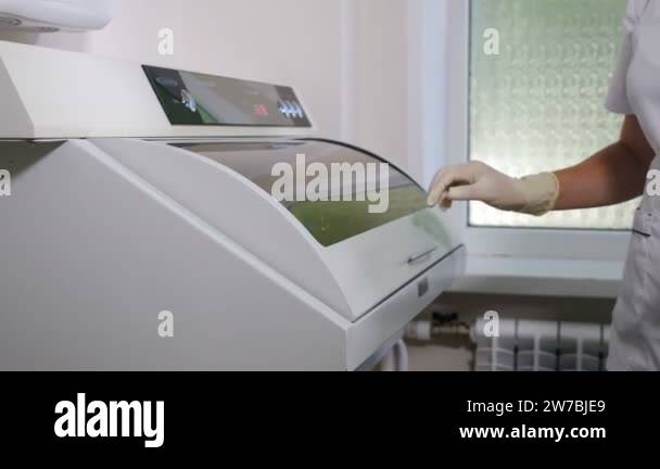 Sterilization tray Stock Videos & Footage - HD and 4K Video Clips - Alamy