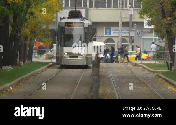 Line 1 Stock Videos & Footage - HD and 4K Video Clips - Alamy