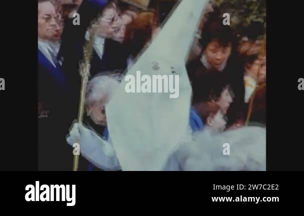White capirote procession Stock Videos & Footage - HD and 4K Video ...