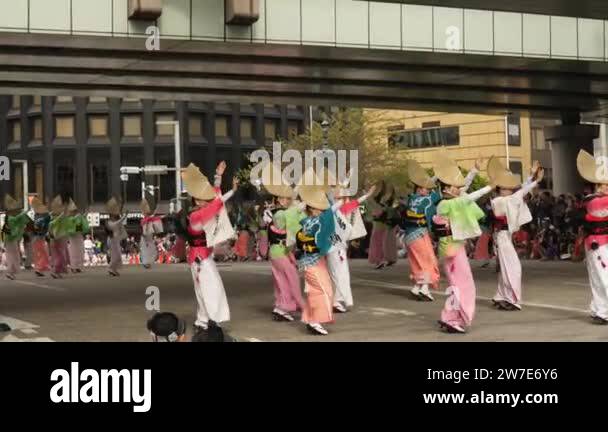 A traditional dance during the Nihonbashi-Kyobashi Matsuri festival in ...