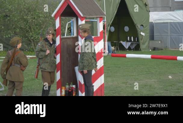 Actors in uniform Stock Videos & Footage - HD and 4K Video Clips - Alamy