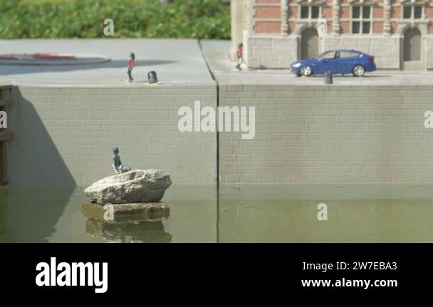 Miniature statue Stock Videos & Footage - HD and 4K Video Clips - Alamy