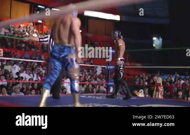 Ringside at the famous lucha libre mexican wrestling at arena mexico ...