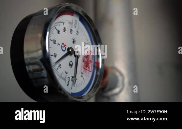 Scale pipe Stock Videos & Footage - HD and 4K Video Clips - Alamy