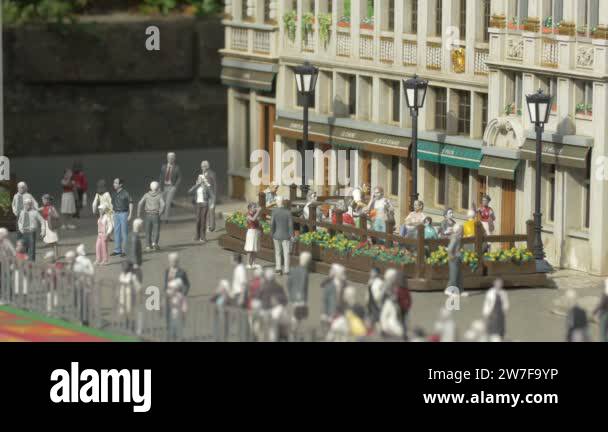 Grand scale model Stock Videos & Footage - HD and 4K Video Clips - Alamy