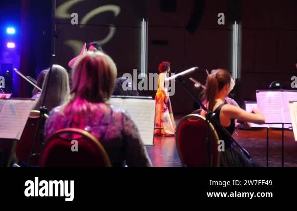 Woman opera singer Stock Videos & Footage - HD and 4K Video Clips - Alamy