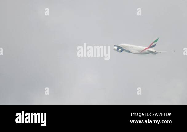 Emirates Airbus A380 take-off Stock Video Footage - Alamy