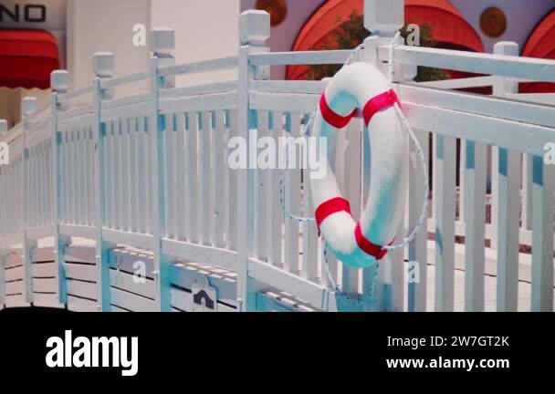 Concept ring fence Stock Videos & Footage - HD and 4K Video Clips - Alamy