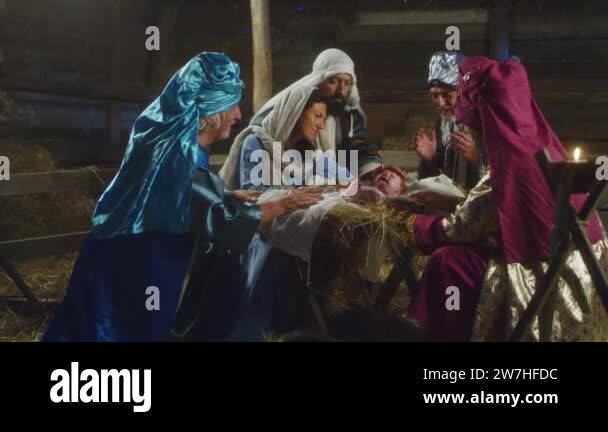 Wise men visit jesus Stock Videos & Footage - HD and 4K Video Clips - Alamy