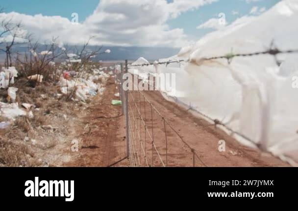 The worlds most polluted island of Hawaii, plastic landscape debris ...