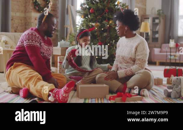 Scarf floor Stock Videos & Footage - HD and 4K Video Clips - Alamy