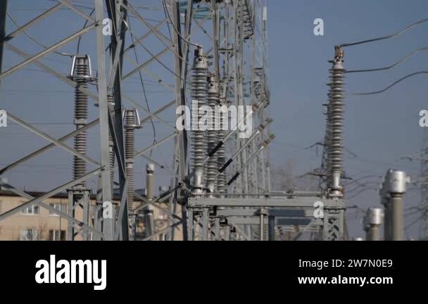 Cable near platform Stock Videos & Footage - HD and 4K Video Clips - Alamy