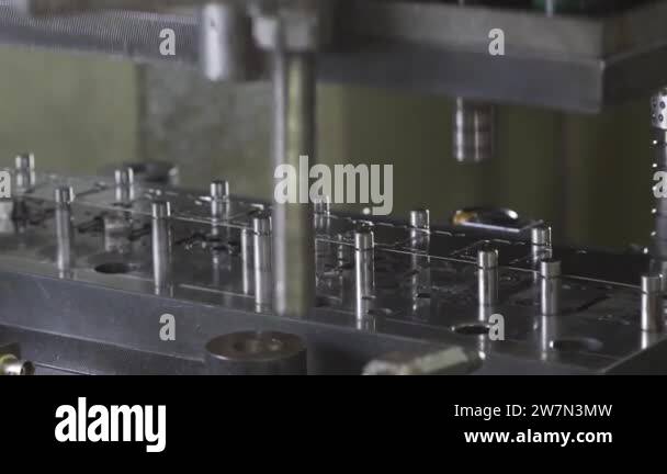 Stamping Stock Videos & Footage - HD and 4K Video Clips - Alamy