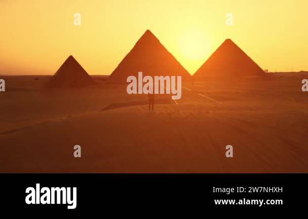Silhouette of pyramids Stock Videos & Footage - HD and 4K Video Clips ...