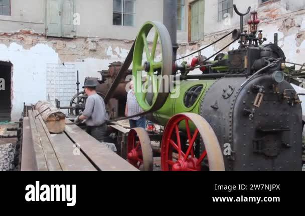 Portable steam engine Stock Videos & Footage - HD and 4K Video Clips ...