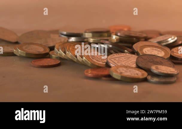 Loose cash Stock Videos & Footage - HD and 4K Video Clips - Alamy