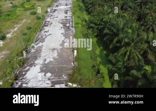 Broken building structure Stock Videos & Footage - HD and 4K Video ...