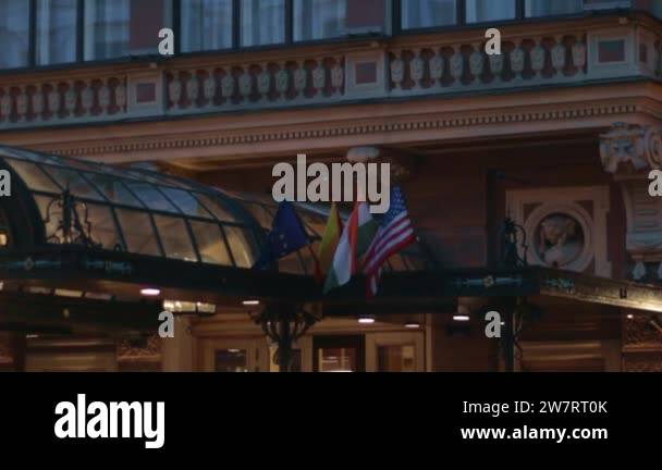 Luxury summit hotel flags usa Stock Videos & Footage - HD and 4K Video ...