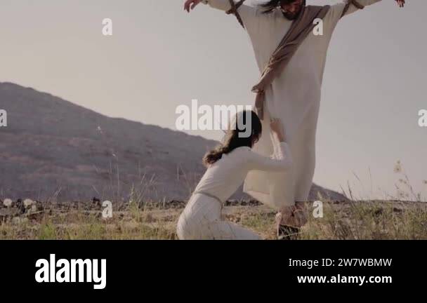 Mary jesus cross crucifixion Stock Videos & Footage - HD and 4K Video Clips - Alamy