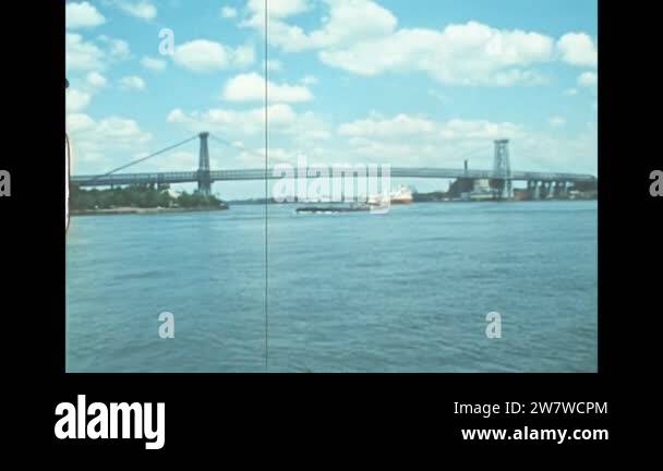 New York Williamsburg Bridge in 1970s Stock Video Footage - Alamy