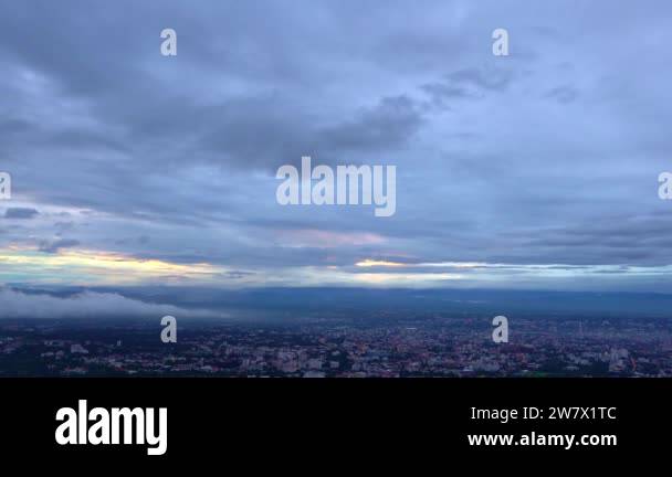 4K Sky Time lapse, beautiful background, blue sky with morning clouds ...