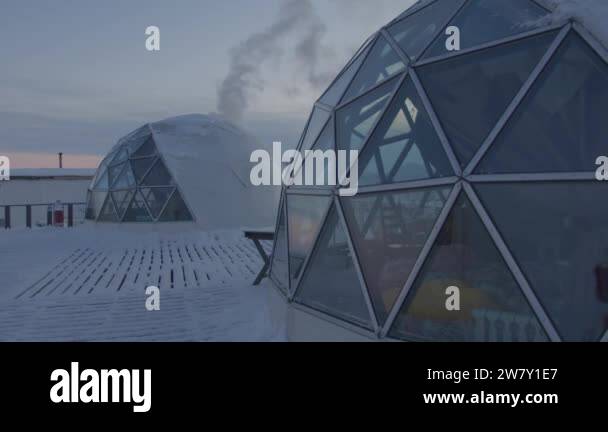 Igloo shape Stock Videos & Footage - HD and 4K Video Clips - Alamy