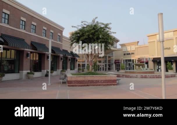 Augusta, Ga USA - 07 25 21: Augusta Mall pan exterior storefronts ...