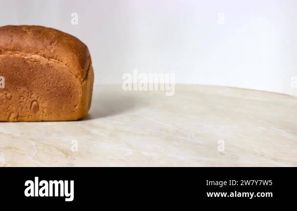 Bread chunks Stock Videos & Footage - HD and 4K Video Clips - Alamy