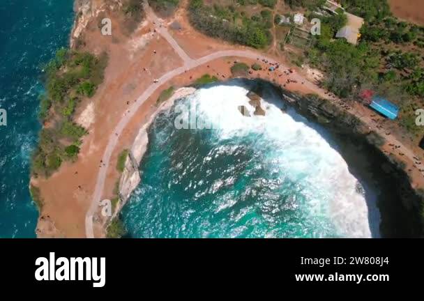 Broken landmark Stock Videos & Footage - HD and 4K Video Clips - Alamy