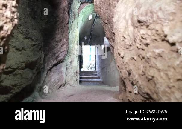 Tunnels of the Egyptian pyramids. Science, archeology, underground ...